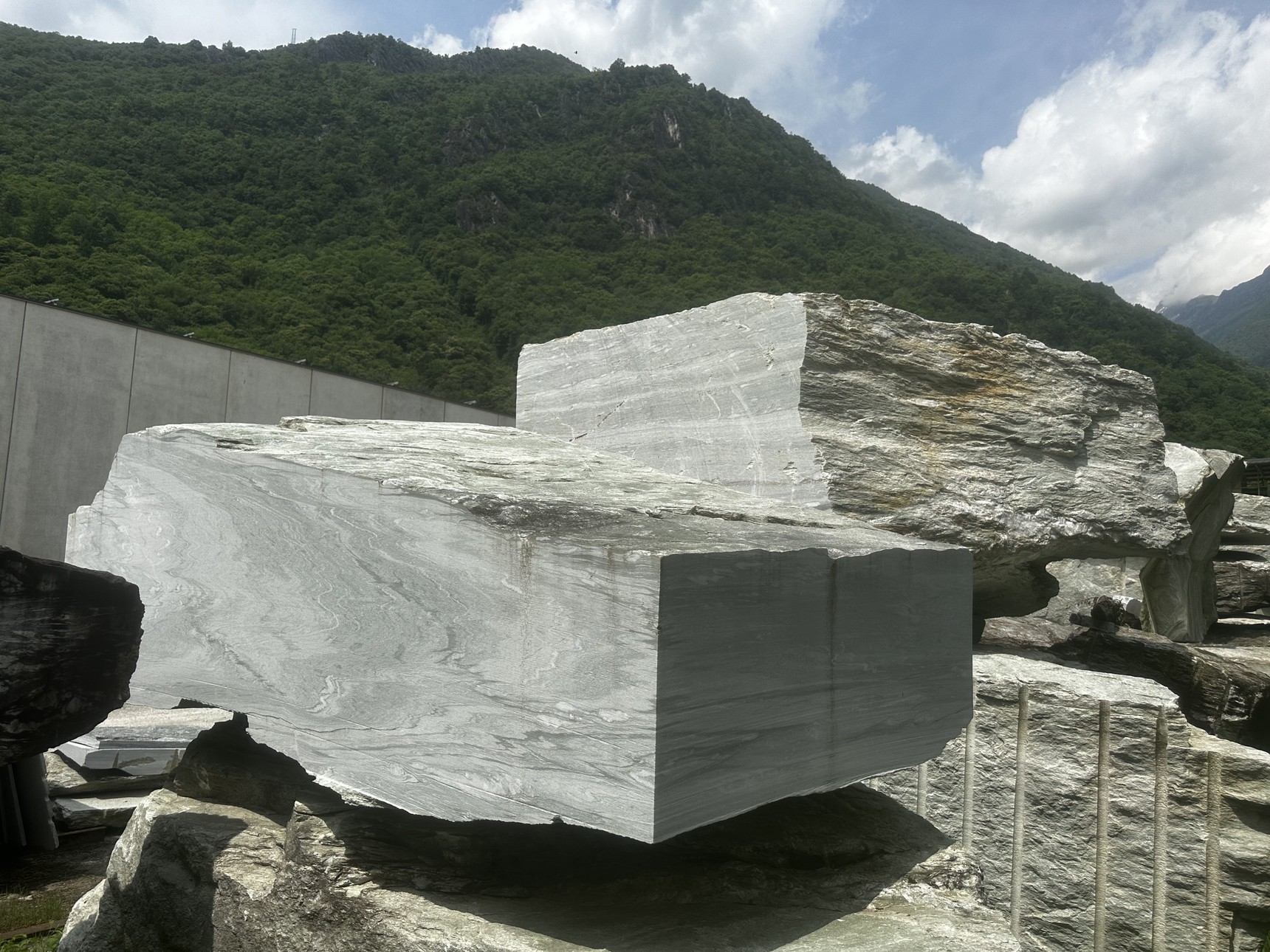 Office Building, Stampfenbachstrasse: Natural Stone Facade | News ...